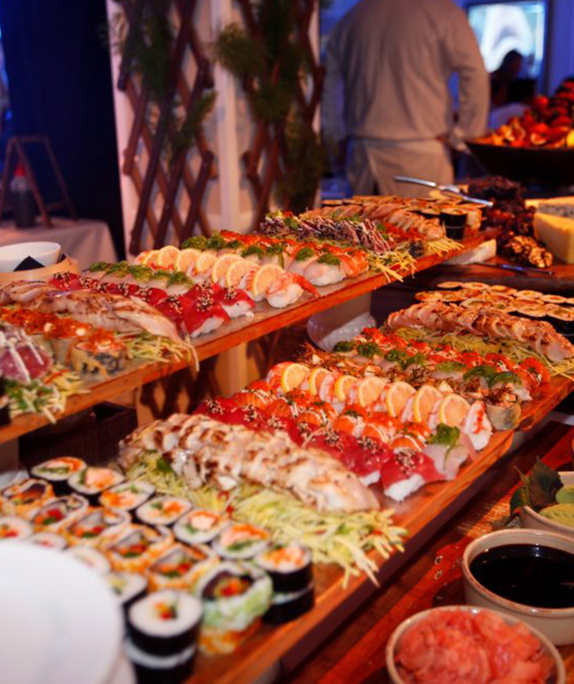 Exclusive Luxe Tours – Discover Luxury Living: Explore, Experience, Invest